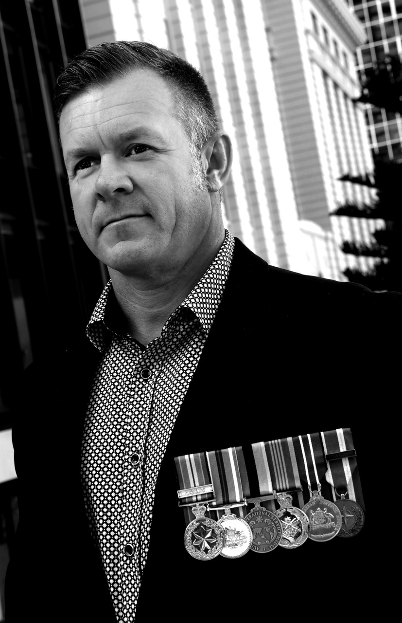 Shannon Mitchell – MUTTI